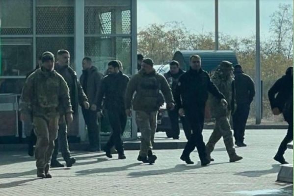 Буданова*, лично руководившего «контрнаступом» в Покровске, засекли в 90 км от города — EADaily ...